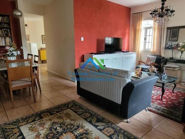Casa Triplex à venda Quintas das Avenidas