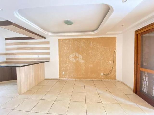 CASA TRIPLEX BEM LOCALIZADO EM SANTA CRUZ DO SUL!