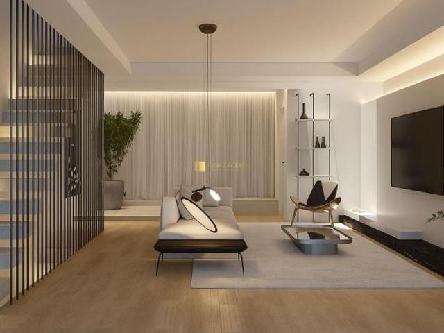 Casa triplex geminada à venda no bairro Santo Agostinho