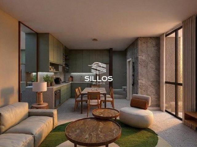 Casa triplex de alto padrão, com 3 quartos, à venda no Boa Vista em Curitiba