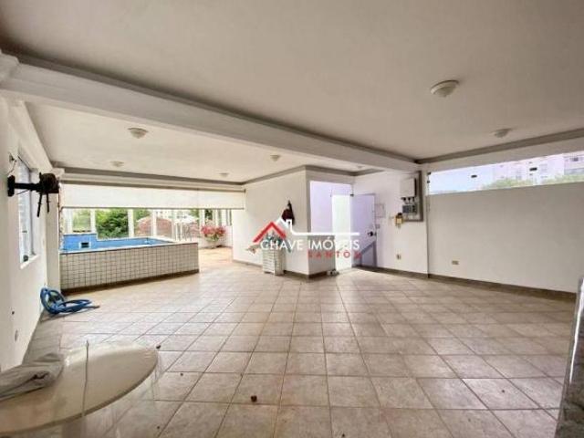 Casa Triplex de Alto Padrão com 4 Vagas, Segurança Completa e Excelente Localização – R$ 2.700.000,0