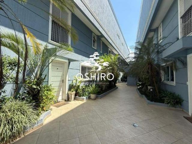 Casa Triplex em Condomínio na Ponta da Praia