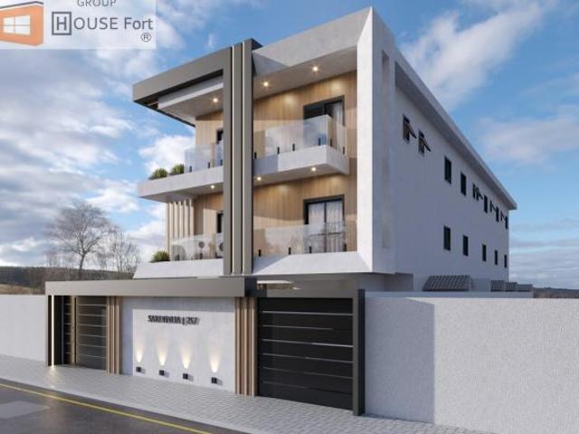 Casa Triplex em Canto do Forte Praia Grande, SP
