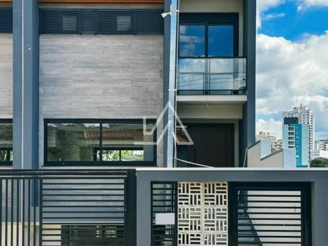 CASA TRIPLEX NOVO 03 SUÍTES 02 VAGAS NOVA CENTRAL Á VENDA PASSO FUNDO RS