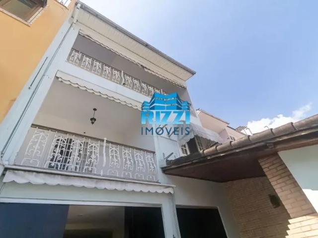 Casa Triplex no Condomínio Terral/Freguesia
