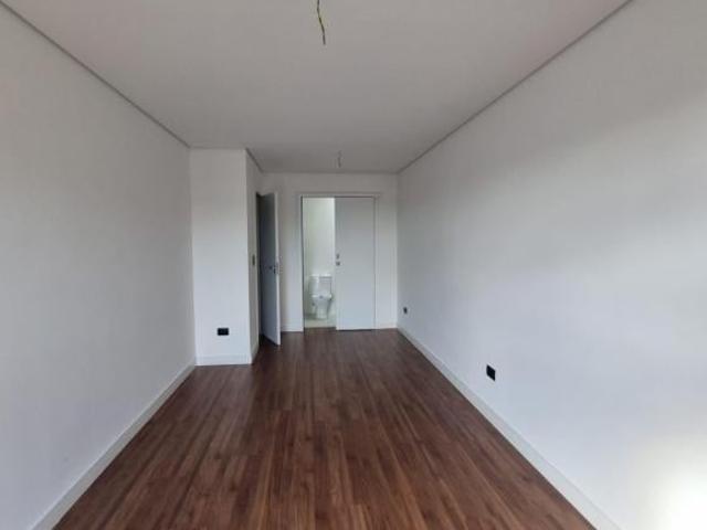 Casa Triplex no Aristocrata