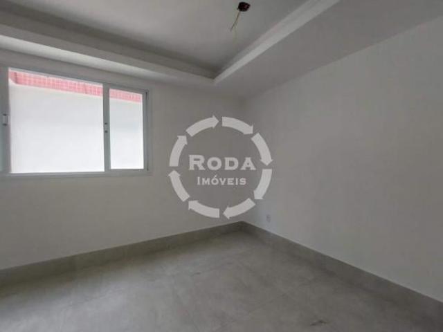 Casa Triplex no Bairro do Gonzaga, excelente localização