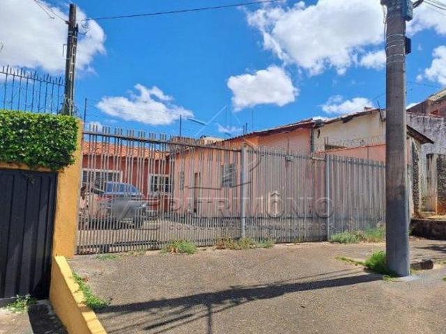 CASA TRUJILLO COM 3 QUARTOS