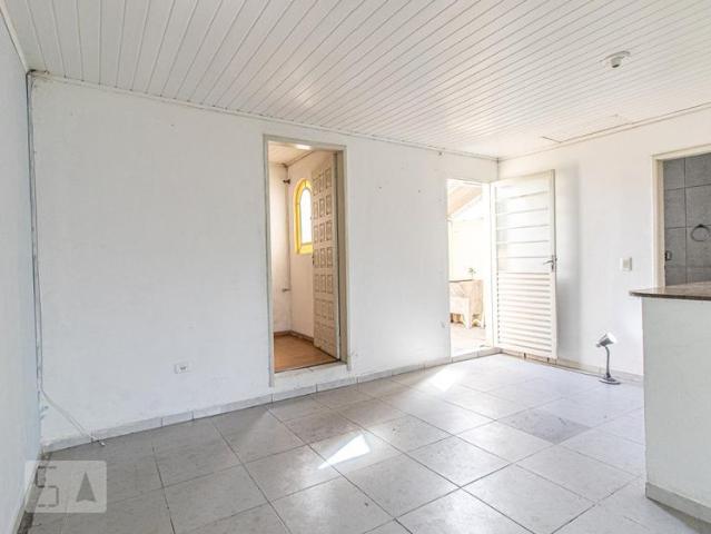 Casa, Uberaba, 2 Quartos, 70 m2 Curitiba