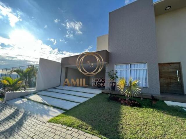 Casa Urbanova condomínio/ 3 dormitórios 2 Suíte /com Piscina / 350m²