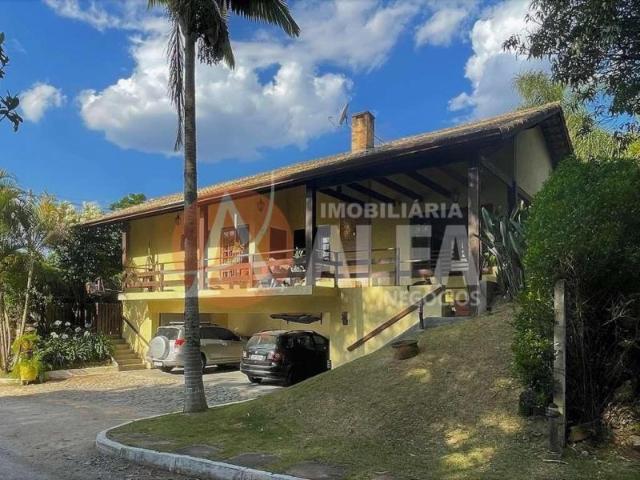 Casa V com 4 suítes Condomínio Villas do Sol Fazendinha Carapicuíba /SP