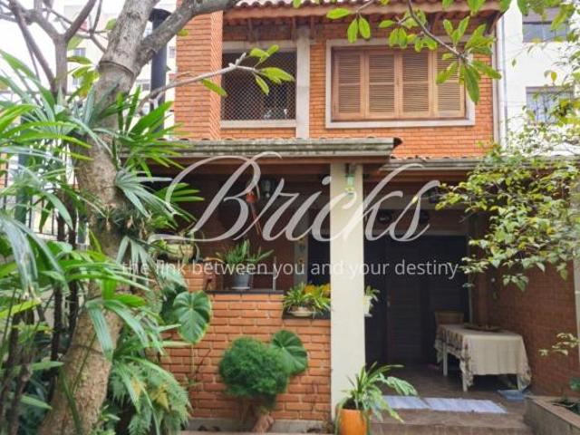 CASA VENDA MOEMA COM CHURRASQUEIRA 198M²