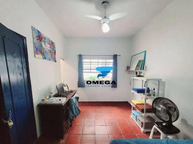 Casa à venda na Praia das Pitangueiras Guarujá SP / Omega Imóveis