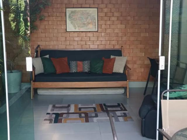 Casa à venda no bairro Minas Gerais em Uberlândia
