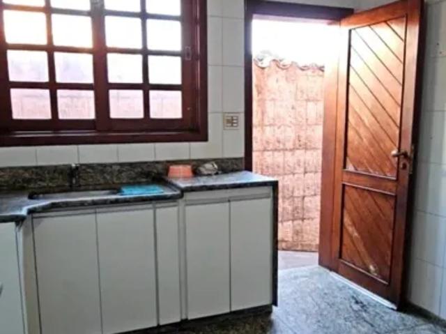 Casa à Venda no Bairro Serrano Conforto e Amplitude para Sua Família!