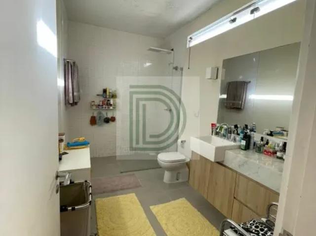 Casa à Venda no Bonfiglioli? 230 m² de Construção