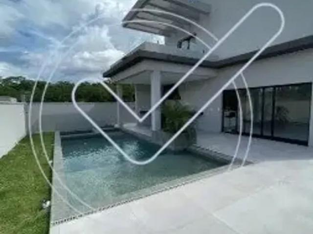 Casa à Venda no Condomínio Altavis Santana de Parnaíba/SP