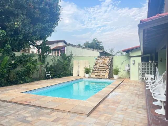 Casa à Venda no Condomínio Santa Marina Barra da Tijuca