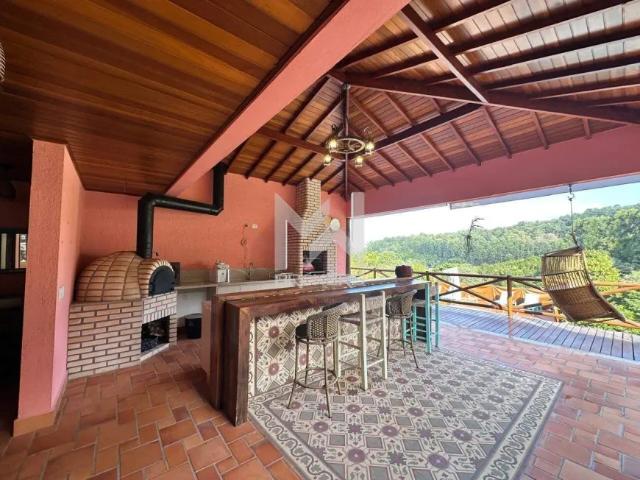 Casa à venda no Condomínio Vale da Santa Fé em Vinhedo SP