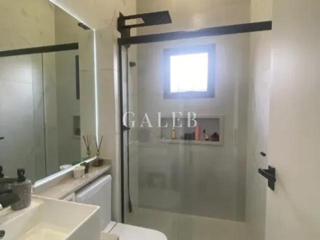 Casa à venda no Jardim dos Pinheiros em Atibaia: 3 quartos, 3 suítes, 2 salas, piscina, 5 vagas e 17