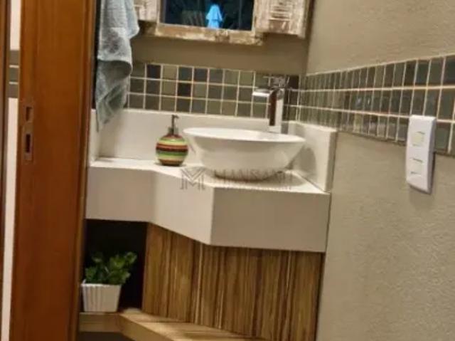 Casa para venda com 325 m² e 3 quartos em Centro, Piratininga SP