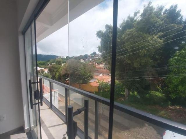 Casa Venda ou Locação confortável I Acabamento de bom gosto no Solar dos Lagos – Co