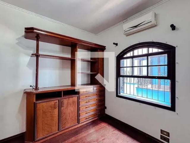 Casa à Venda Belém, 3 Quartos, 222 m2