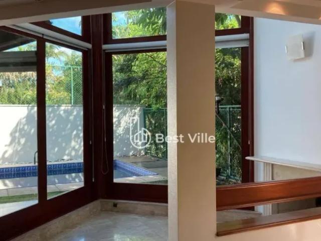 Casa à venda com 6 suítes, 494m² de área construída Residencial 6 Alphaville Santana de Parnaí