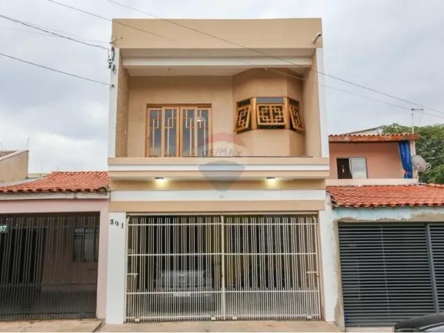 Casa á venda com 05 quartos, 03 banheiros no Jardim Novo Horizonte Sorocaba SP