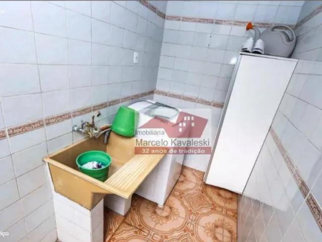 Casa à venda com 125m², 1 quarto e 2 vagas