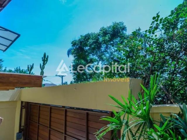 Casa à venda com 200m², 4 dormitórios e 2 vagas