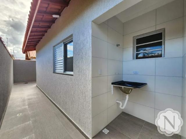 Casa à venda com 2 quartos no bairro Nova Itanhaém Interior