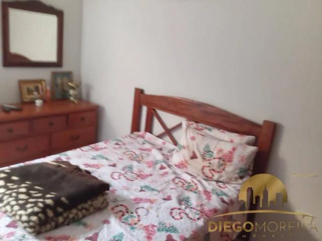 Casa à Venda com 3 dormitórios em Atibaia