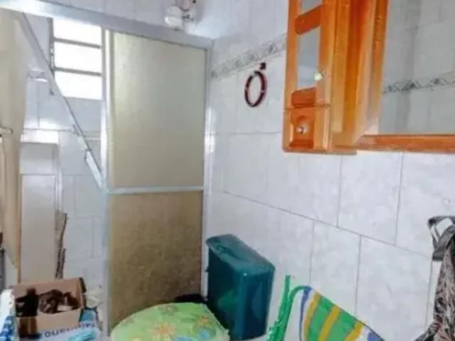 Casa à venda com 3 dormitórios, 1 suíte e espaço gourmet em terreno alto