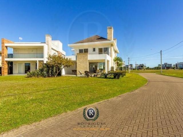 Casa venda condomínio fechado Torres RS