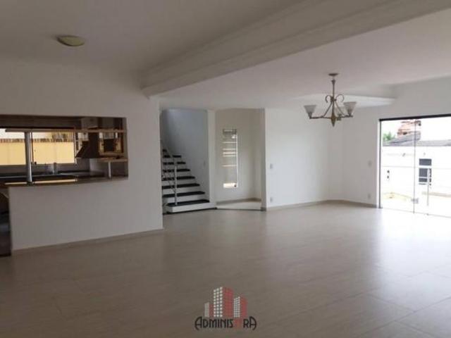 Casa em condomínio Condomínio Residencial Isaura Campolim