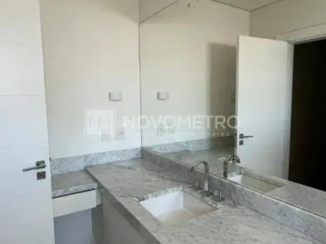 Casa à Venda no Condomínio Ville Sainte Hélène – Campinas