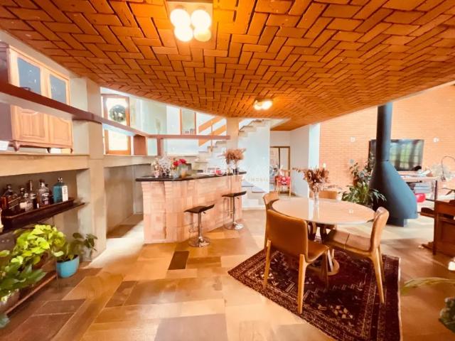 Casa à venda e Locação no Condomínio Chácara Alto da Nova Campinas
