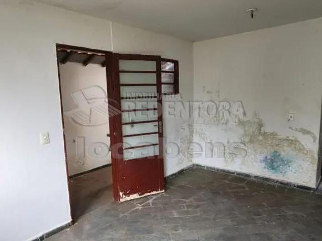 Casa Venda e Locação BADY BASSIT