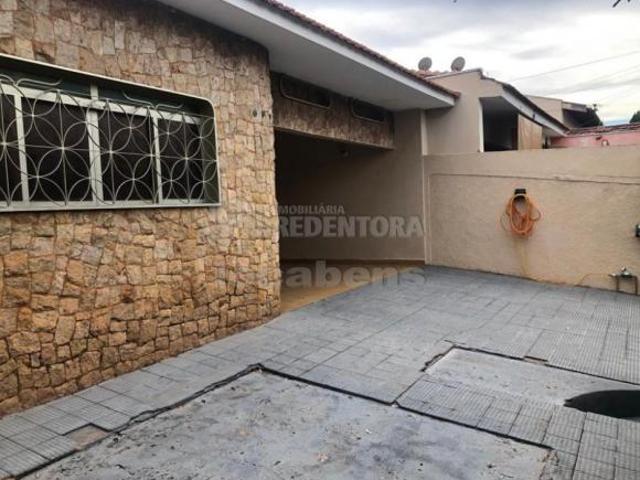 Casa Venda e Locação Bairro Vila Ideal 3 Dormitórios