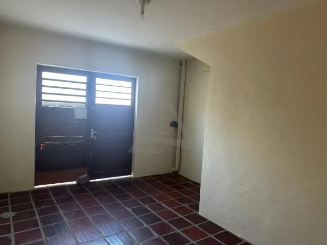 Casa à venda e para alugar em Campinas, Bosque, com 6 quartos, com 204 m²