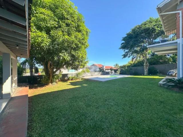 Casa à venda em Novo Hamburgo, Petrópolis, com 3 quartos, com 305.57 m²