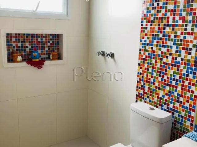Casa à venda em Campinas, Swiss Park, com 5 suítes, com 259 m², Davos 15