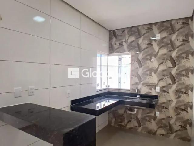 Casa à venda em Jardim Olímpico com 55m², 2 Quarto s e 1 Vaga s