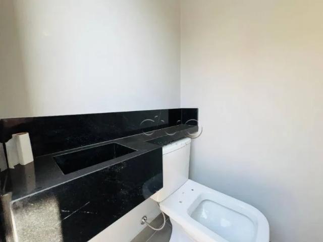 Casa à venda em Piracicaba no Condominio Reserva das Paineiras com 3 quartos, 120 m² por R$ 930.000