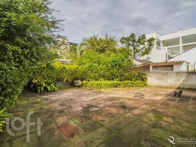 Casa à venda em Tristeza com 300 m², 3 quartos, 3 vagas