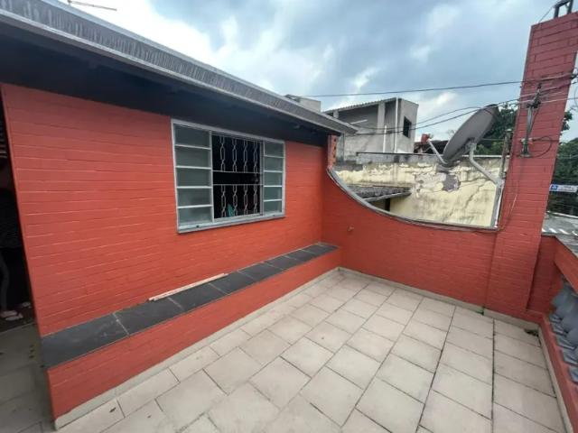 Casa à venda em Umuarama, Osasco 3 dormitórios, suíte, 2 vagas