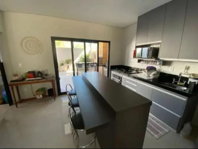 Casa à venda em Valinhos, Chácaras Silvania, com 3 suítes, com 148 m², Condomínio Vila Murano