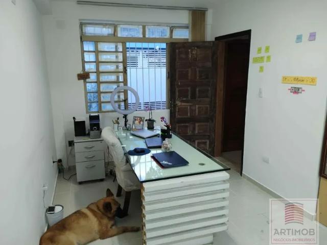 Casa à Venda na Super Quadra Morumbi, 220m², 4 Dorms, R$860 Mil