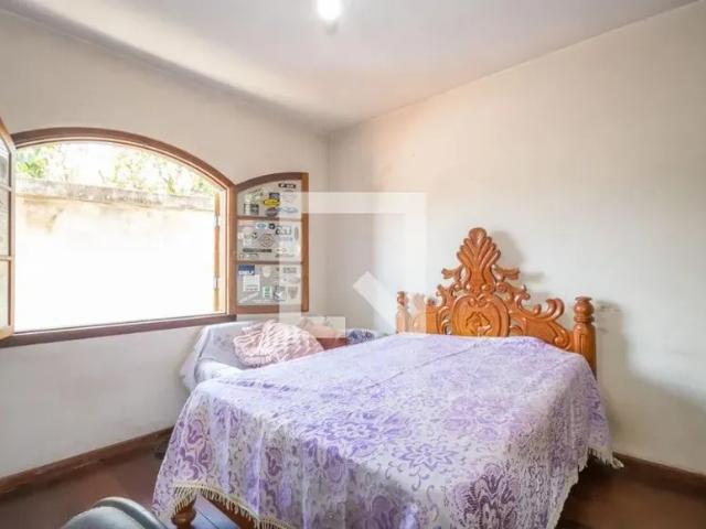 Casa à Venda Jardim das Flores, 3 Quartos, 450 m2